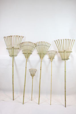 Handmade Bamboo Rake 1.40m 12 Tines for dry leaves sweeping and garden ...